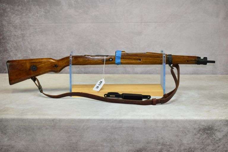 Mauser 98 Stock & Bottom Metal - Kaufman Realty & Auctions