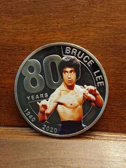 2020 COLORIZED BRUCE LEE ROUND - Kaufman Realty & Auctions