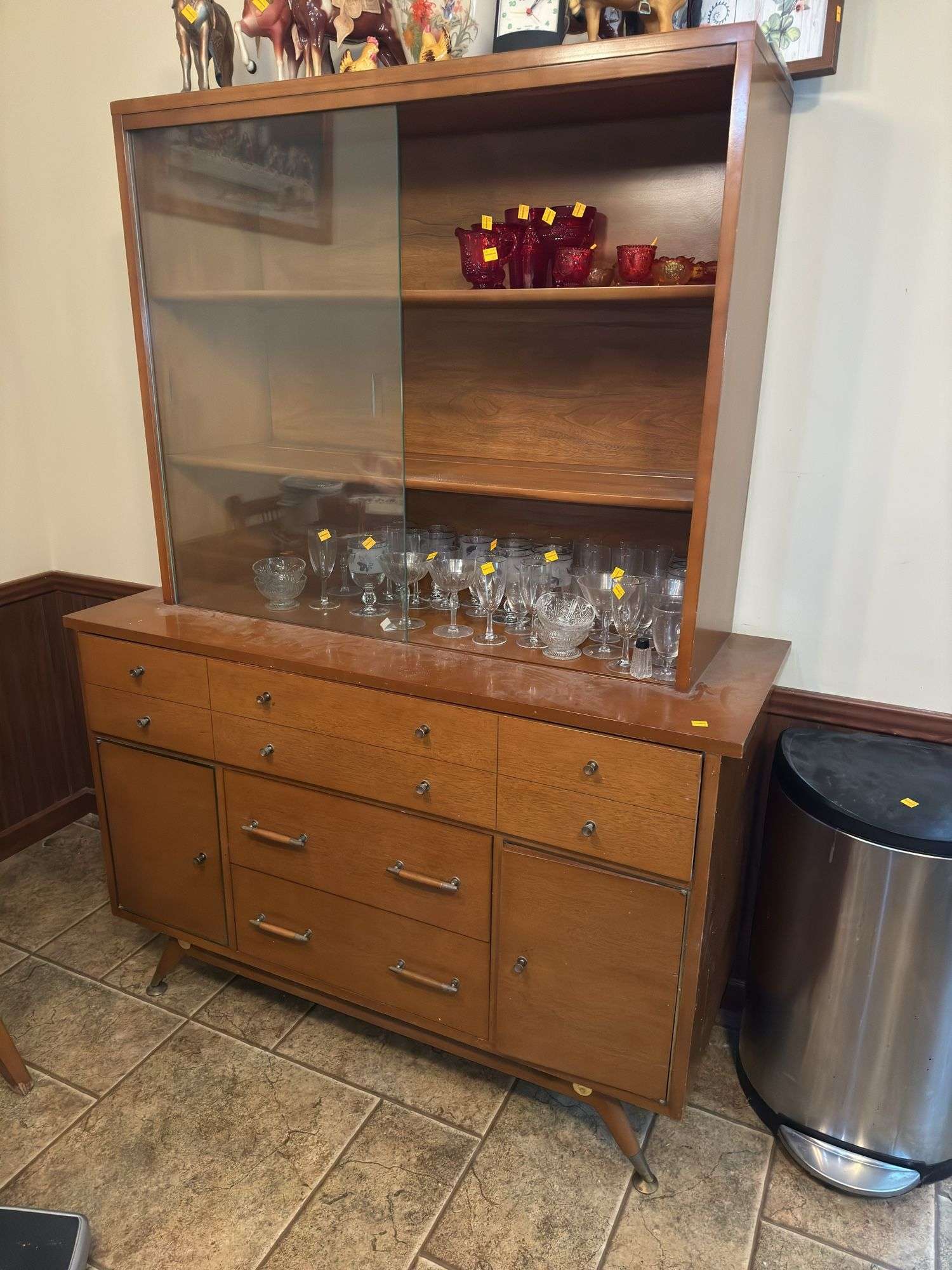 Brickwede china cabinet store
