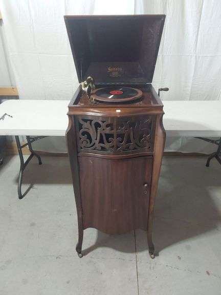 SONORA VINTAGE VICTROLA 47" TALL - Kaufman Realty & Auctions
