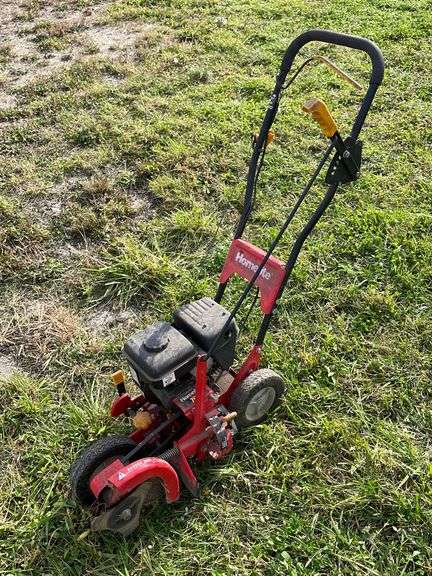 Homelite 79cc 9 in. Blade edger - untested - Kaufman Realty & Auctions