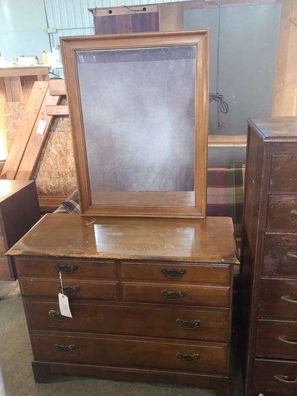 VINTAGE CAPE COD KROEHLER MAPLE DRESSER WITH MIRROR-DOVE-TAILED ...