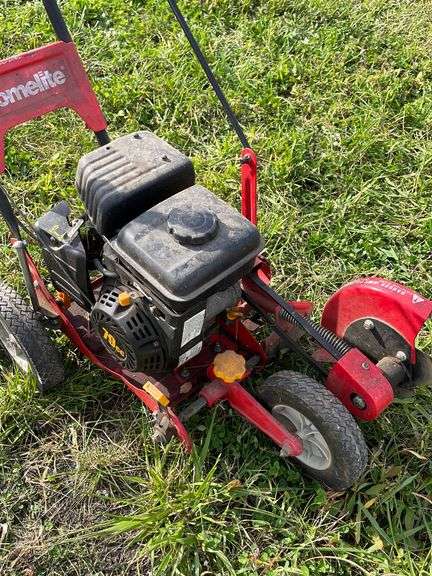 Homelite 79cc 9 in. Blade edger - untested - Kaufman Realty & Auctions