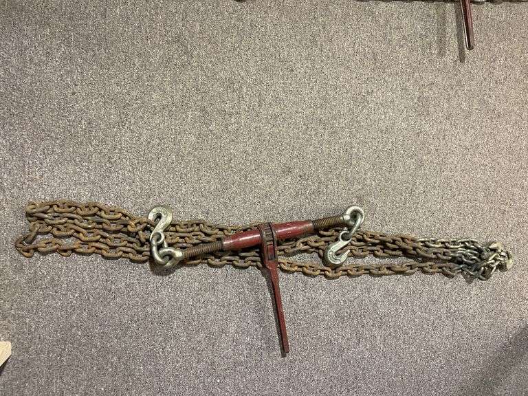 20 ft. Chain & ratchet binder - chain is rusty - Kaufman Realty & Auctions