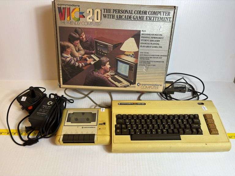 Commodore VIC 20 Computer and Accessories - Kaufman Realty & Auctions