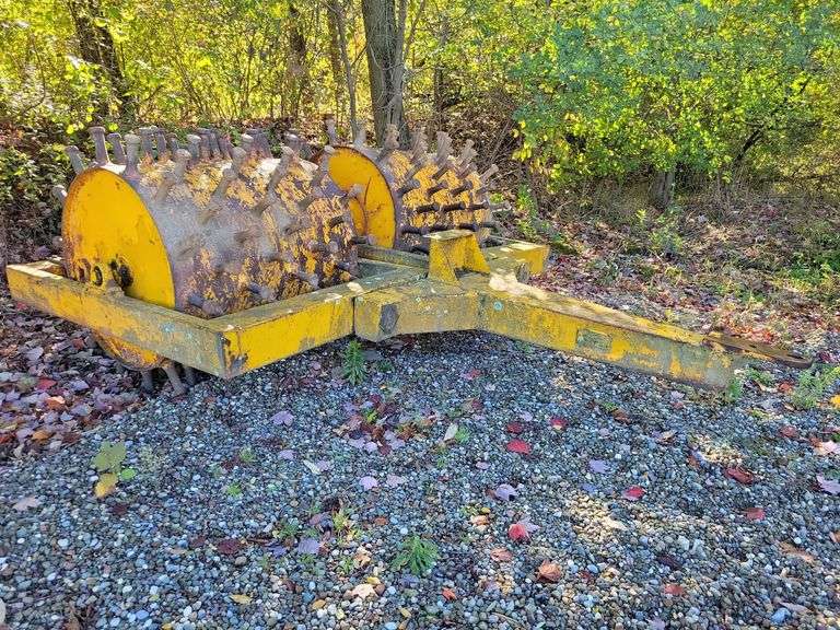 tow behind double drum sheepsfoot roller - Kaufman Realty & Auctions