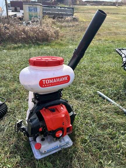 Tomahawk backpack granular sprayer - untested - Kaufman Realty & Auctions