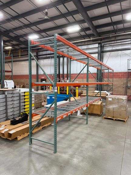 4 Sections Pallet Racking 36" Deep x 8' Beams x 16' High, Wire Tear ...