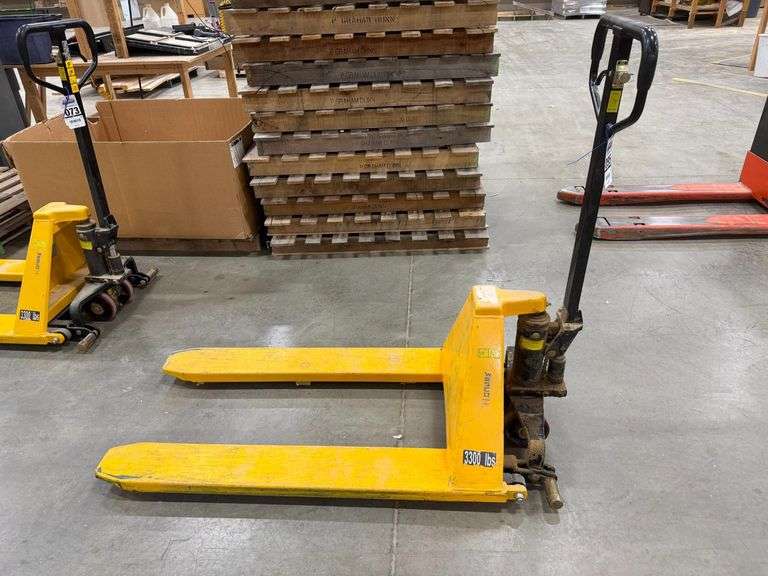 Wesco 272976 High Lift Pallet Jack, 3300 Lbs. Cap. . G16071071 - Kaufman Realty & Auctions