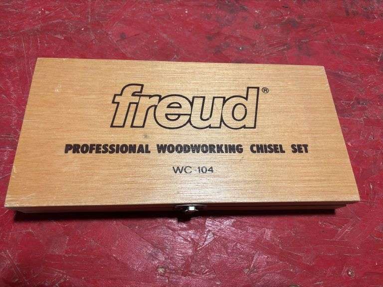 Freud woodworking chisel set - Kaufman Realty & Auctions