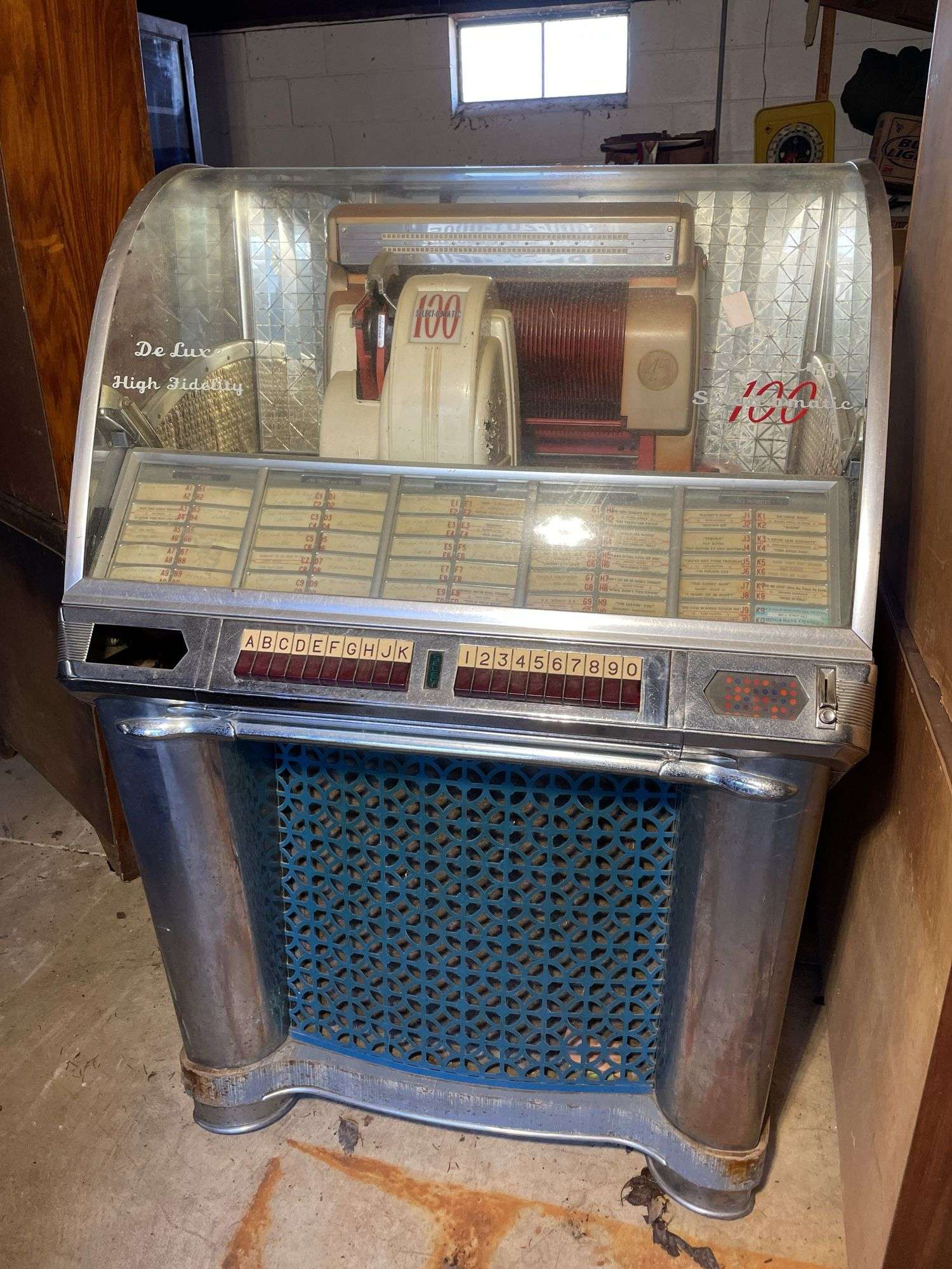 Seeburg select-o-matic 100 jukebox- as is - Kaufman Realty & Auctions