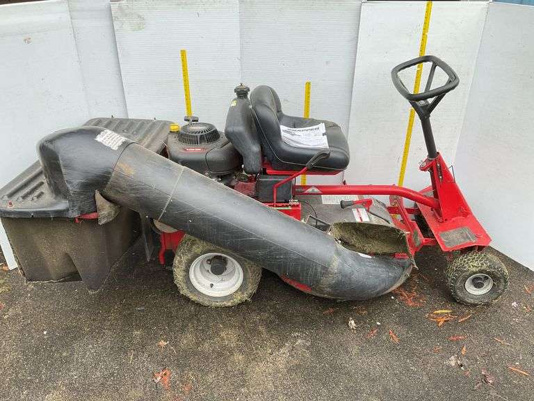 Snapper 28” 12.5” Rear Engine Riding Lawn Mower with Bagger - Kaufman ...