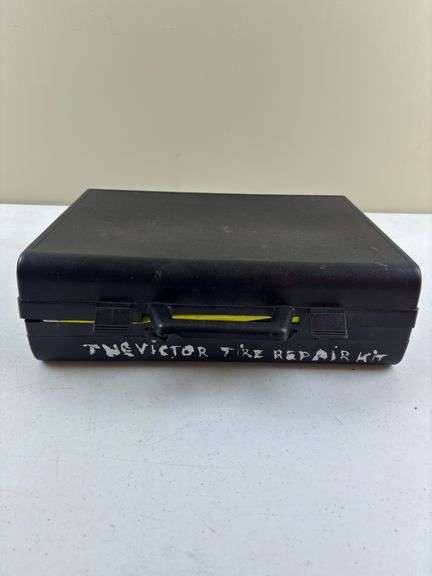 Vehicle emergency kit - Kaufman Realty & Auctions