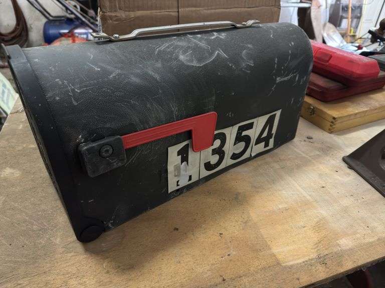 Mail Box - Kaufman Realty & Auctions