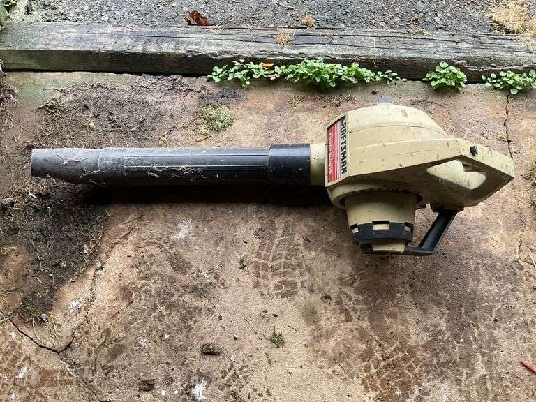 Craftsman 2 Speed Electric Blower - Kaufman Realty & Auctions