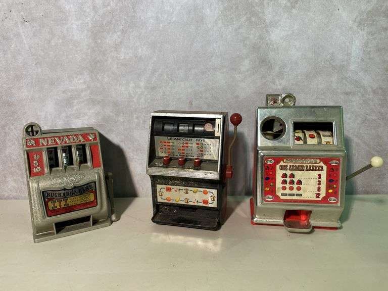 (3) mini slot machines - as is - Kaufman Realty & Auctions