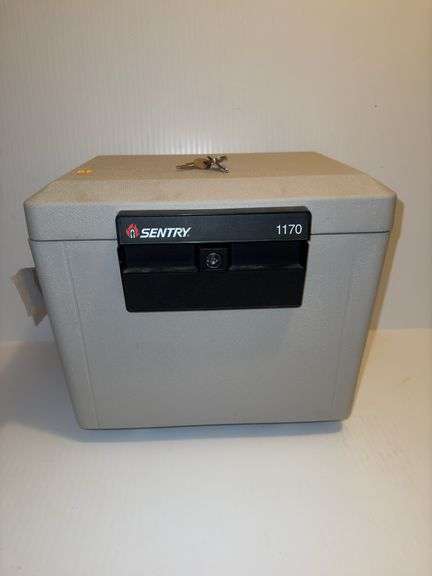 Sentry File Safe #W106715 w/ Keys - Kaufman Realty & Auctions