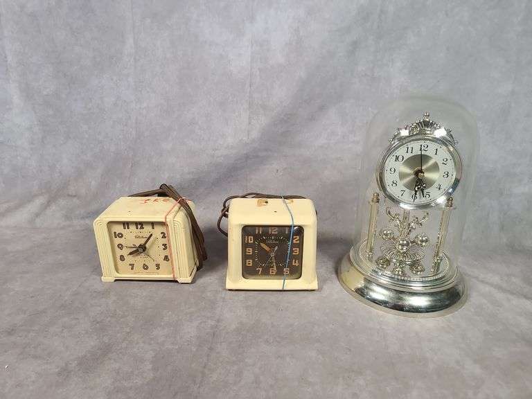VINTAGE TELECHRON CLOCKS & ANNIVERSARY CLOCK - Kaufman Realty & Auctions