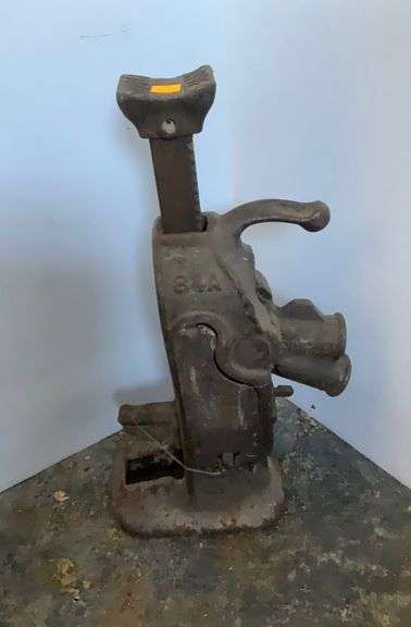 Simplex Railroad Jack - Kaufman Realty & Auctions