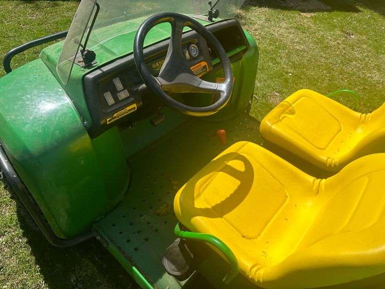 2003 John Deere Gator 4x2 - Kaufman Realty & Auctions