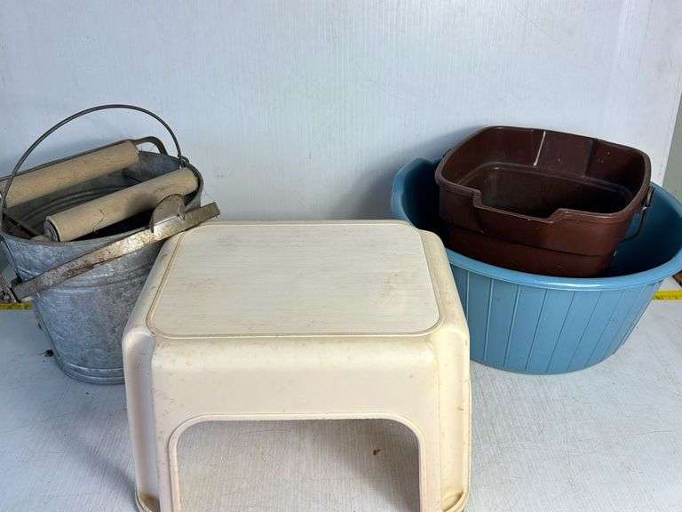 Washtub, Buckets, Step Stool - Kaufman Realty & Auctions