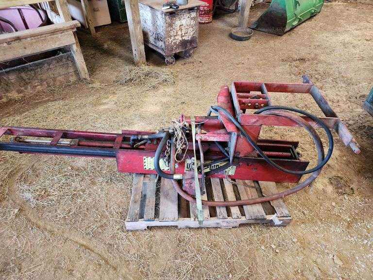 3 pt hitch Shaver post driver - Kaufman Realty & Auctions