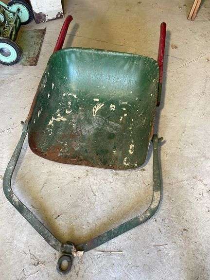 Pull behind wheelbarrow bed part is 31 in. - Kaufman Realty & Auctions