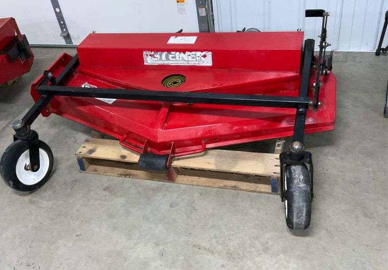 Steiner finish mower 5’ works - Kaufman Realty & Auctions
