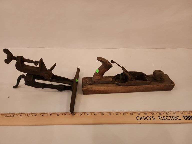 Vintage clamp & Wooden Hand Plane - Kaufman Realty & Auctions