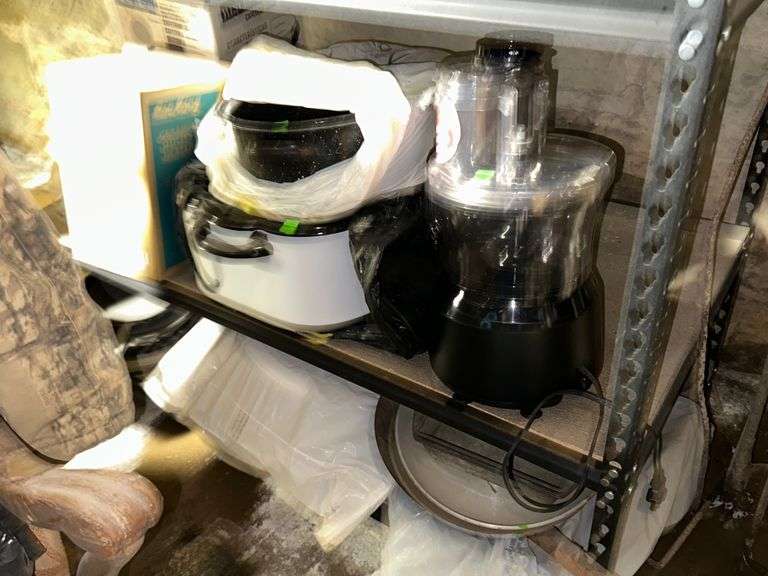 Contents of 2nd Shelf Roaster Food Processor - Kaufman Realty & Auctions