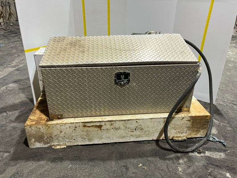 105 Gallon Fuel Tank w/ GPI Model 150S Fuel Pump and Galvanized Storage ...