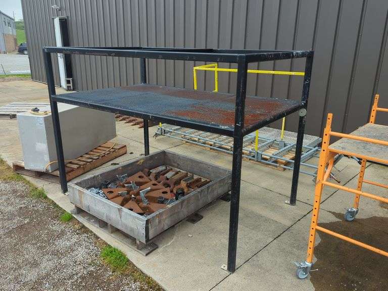 Metal Scaffolding/Storage Rack - Kaufman Realty & Auctions