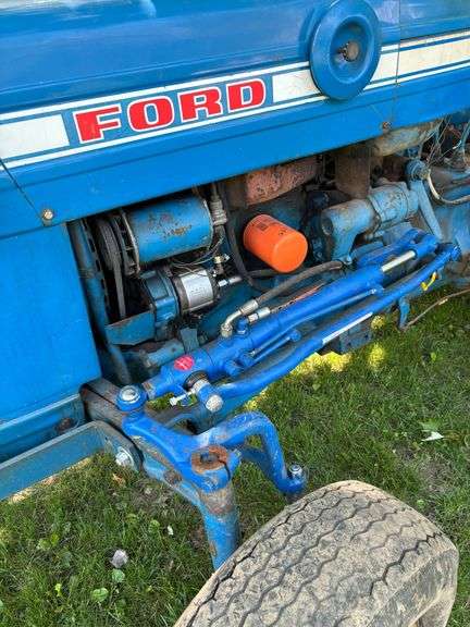 Ford 3000 gas tractor runs & works good,shows 2688 hrs ( tiller not ...