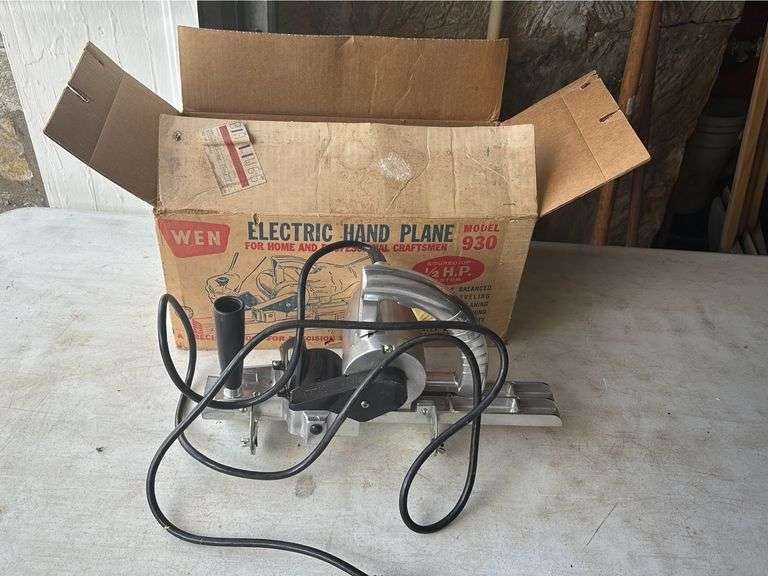 Wen electric hand plane - Kaufman Realty & Auctions
