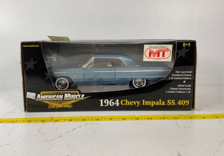 ERTL Collectables American Muscle 1964 Chevy Impala SS 409 Model Car ...