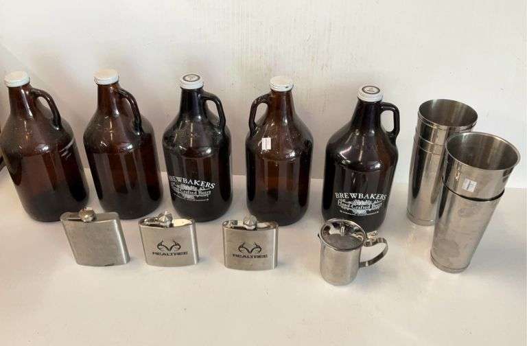 Vintage 54OZ Glass Jugs, Flasks, Creamer and Drink Mixing Cups ...