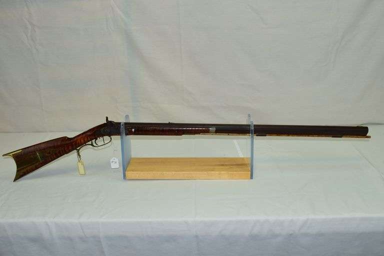 Reuben Yutzy Half stock percussion muzzleloader Cal Aprox. .32 35.5”/1 ...