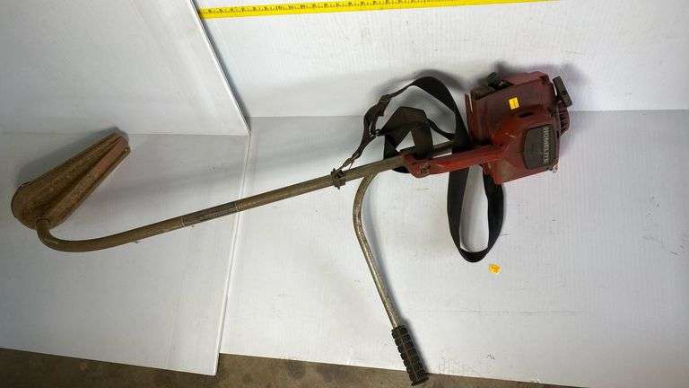 ST-200 HOMELITE STRING TRIMMER/ Weed Wacker - Kaufman Realty & Auctions