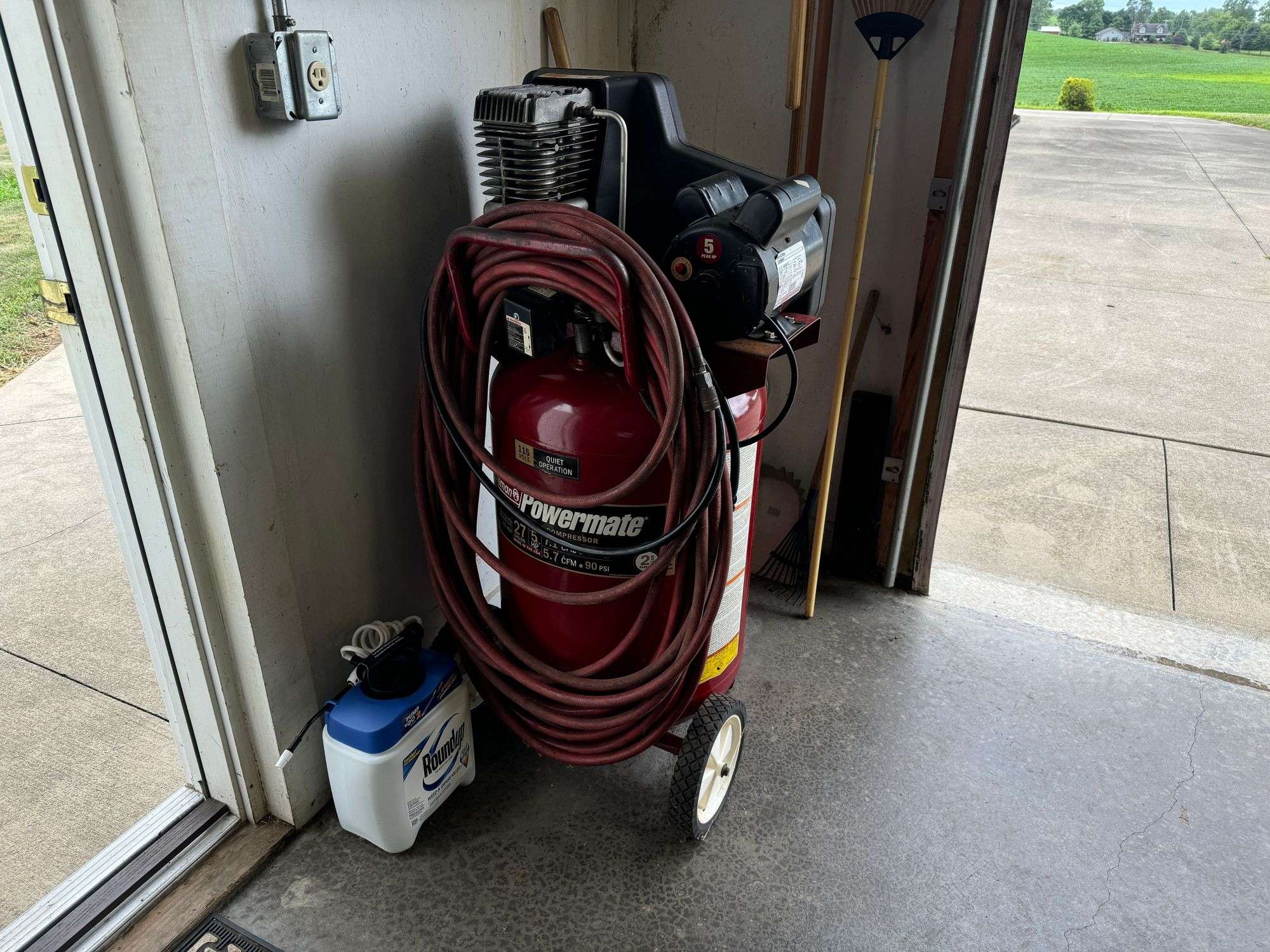 Coleman Powermate 27 Gal 5HP Upright Air Compressor - Kaufman Realty ...