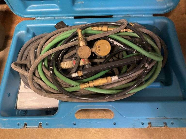 Miller Carrying Case with Air Hoses - Kaufman Realty & Auctions