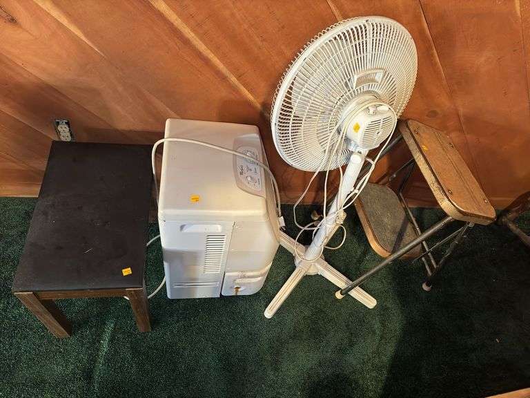 Vintage 2 Step Stool, Floor Fan, Whirlpool Dehumidifier , Small Bench ...