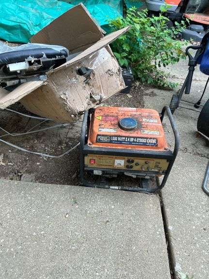 Power pro craft generator and Walker? With box - Kaufman Realty & Auctions
