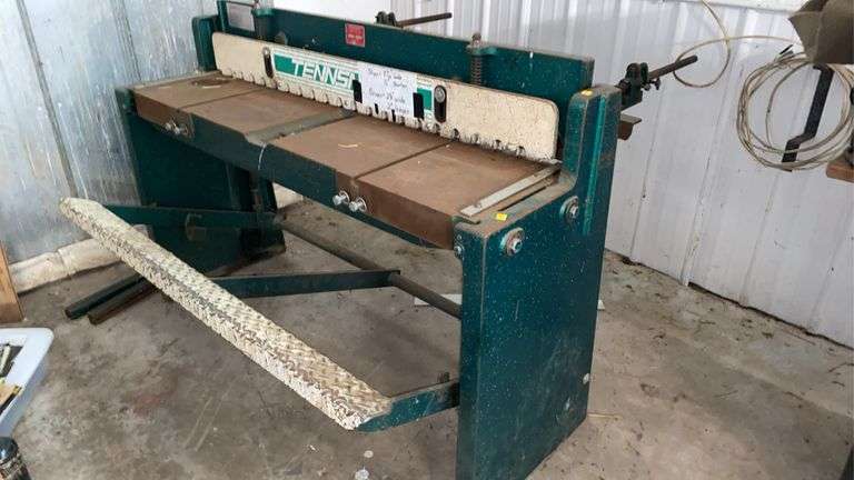 TennSMITH Model T52 - Kaufman Realty & Auctions