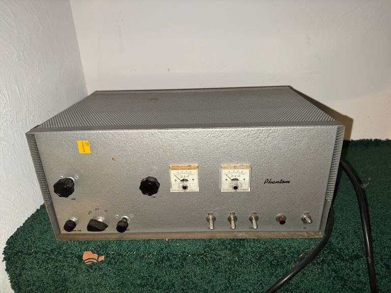 Phantom Linear Amplifier - Kaufman Realty & Auctions