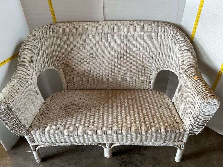 White Whicker Patio Bench - Kaufman Realty & Auctions