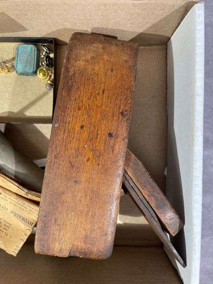 BLOCK PLANE (SANDUSKY TOOL CO), OIL CAN & VINTAGE GREASE GUNS & MORE ...
