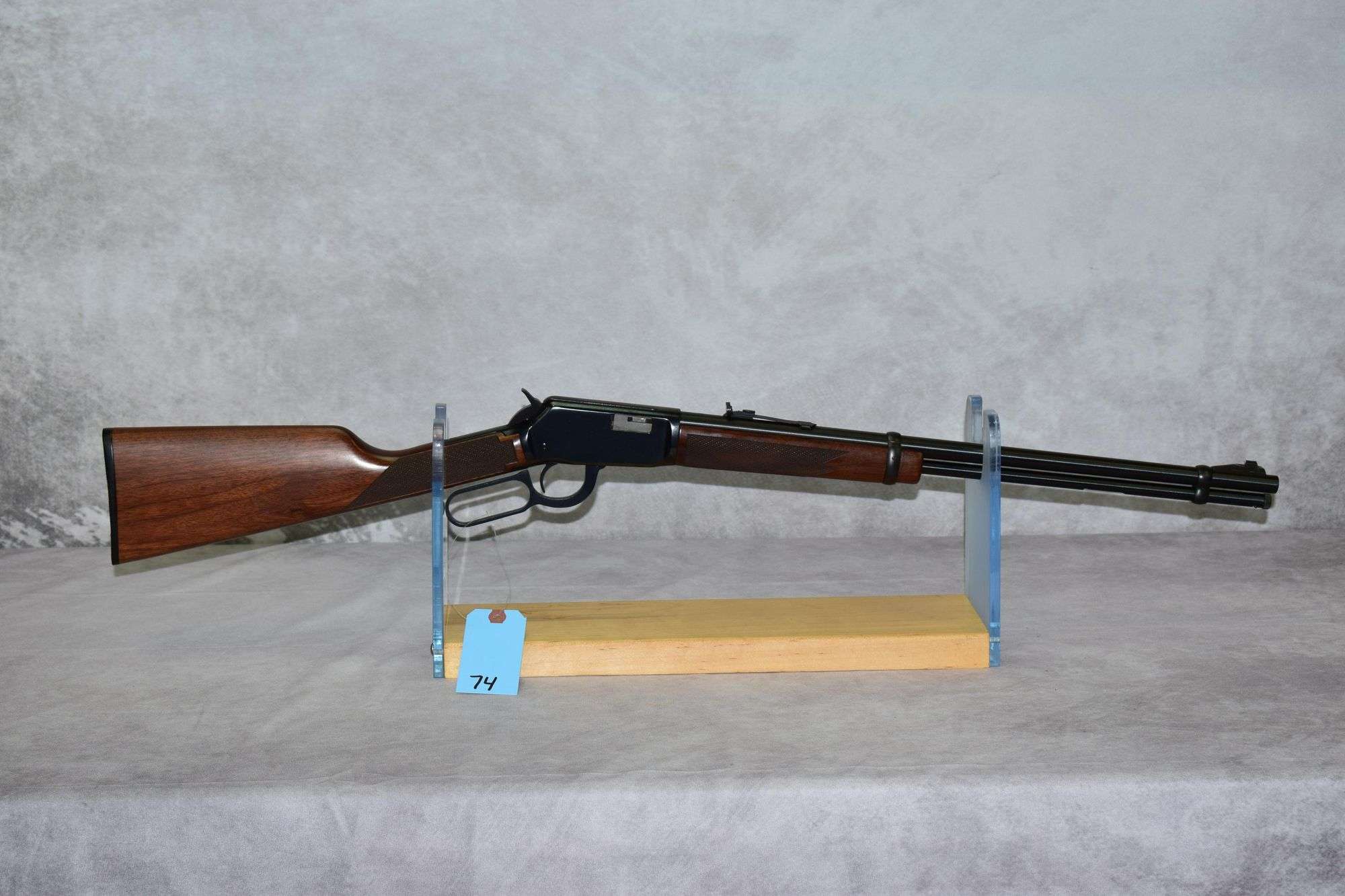 Winchester Mod 9422 M Cal .22 Mag - Kaufman Realty & Auctions