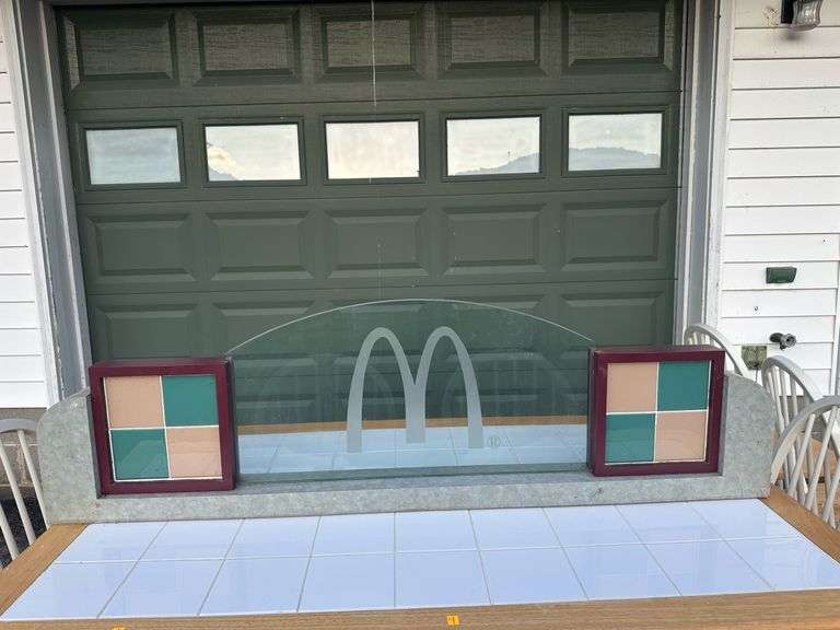 McDonald’s Booth Topper - Kaufman Realty & Auctions