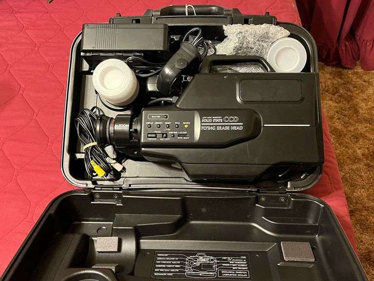 VHS Video Cam Corder - Kaufman Realty & Auctions