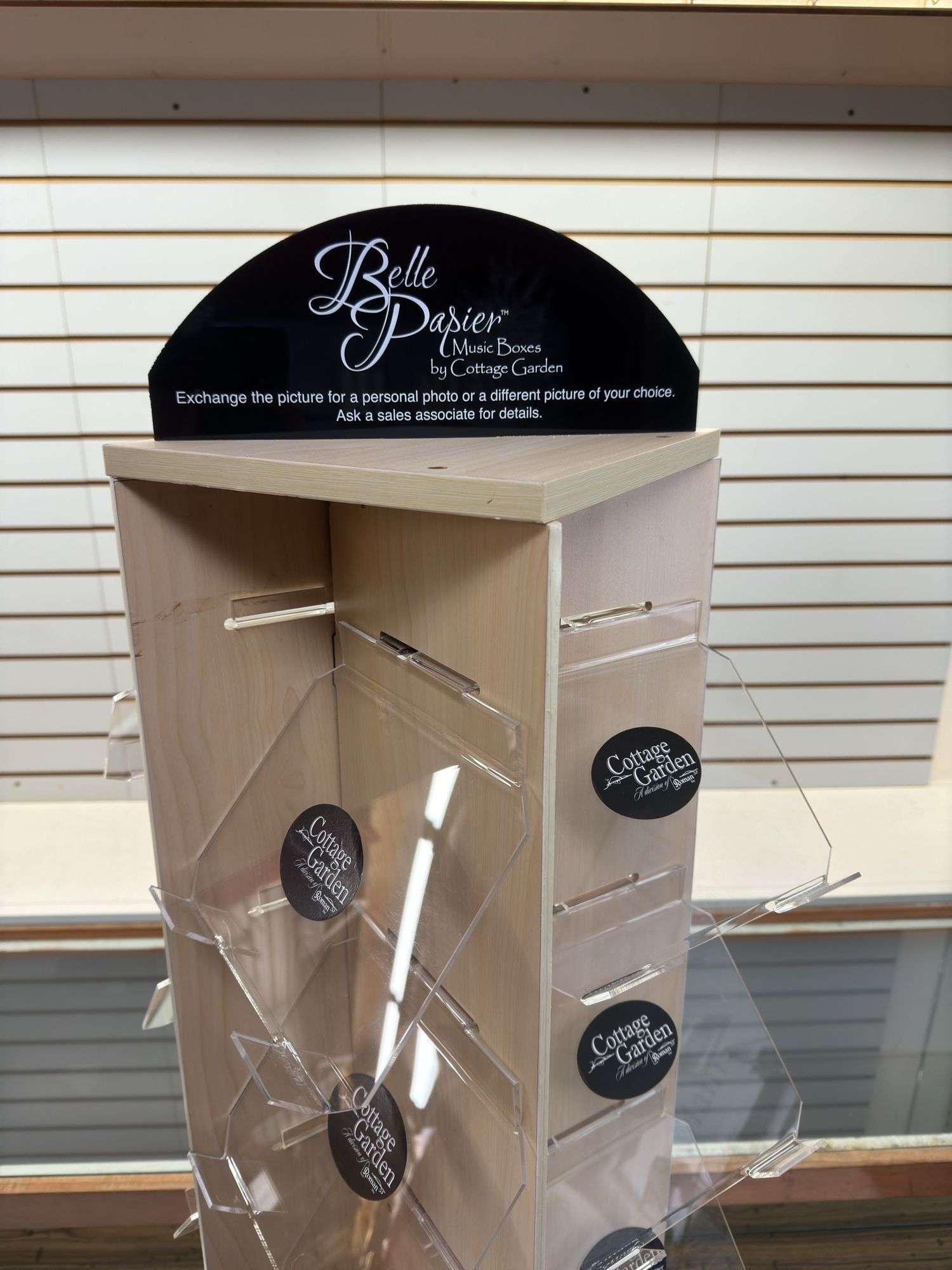 Music Box Display Stand - Kaufman Realty & Auctions